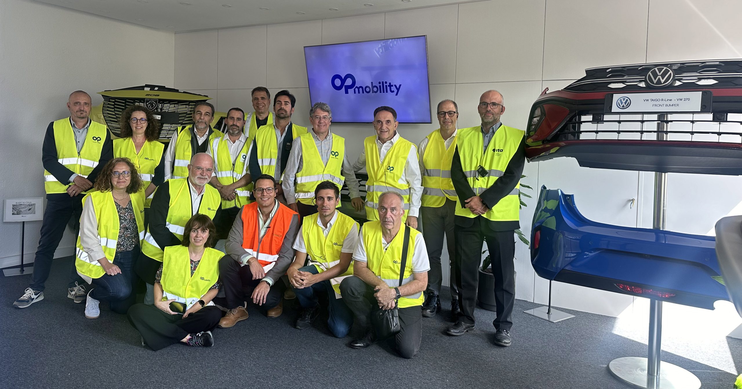 El Comité Organizador de CEP Auto se reúne en OPmobility para preparar ...